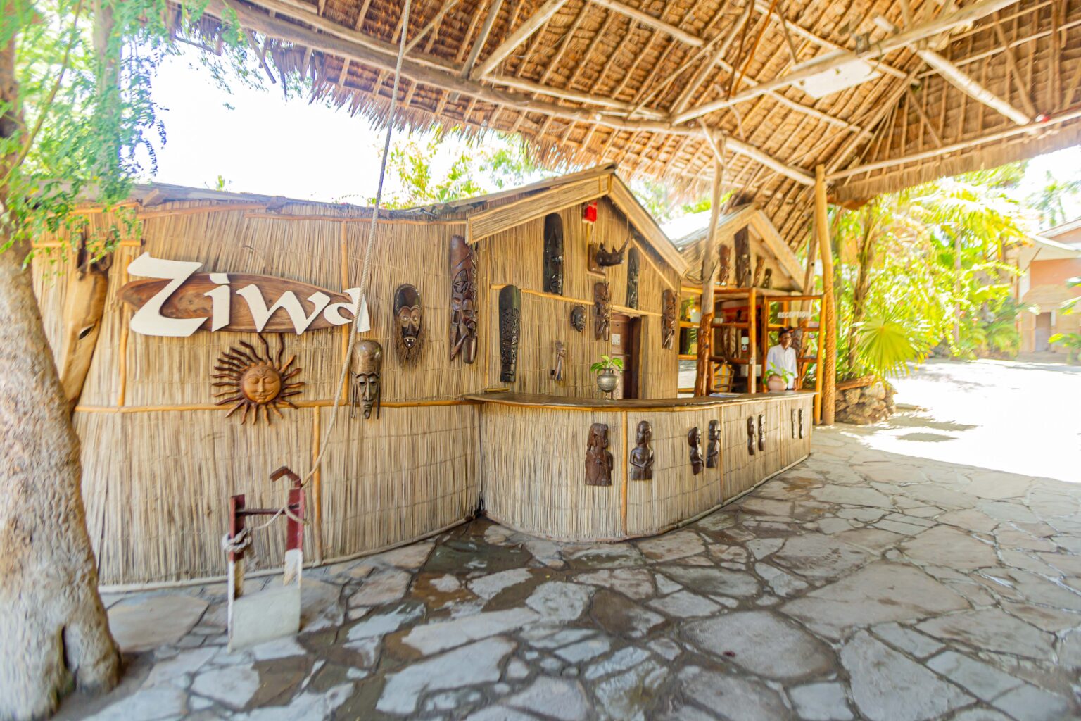 About Us – Ziwa Beach Resort